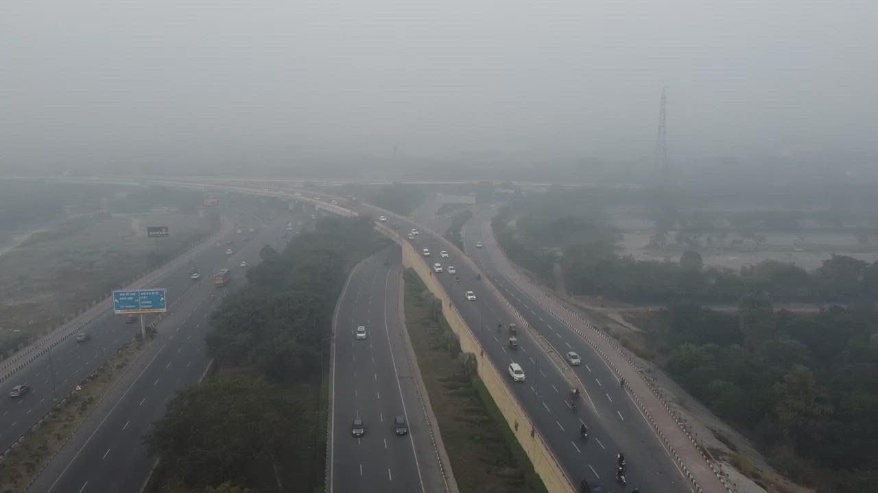 Drone Footage: Unveiling the Dense Smog of Delhi | News9 - YouTube