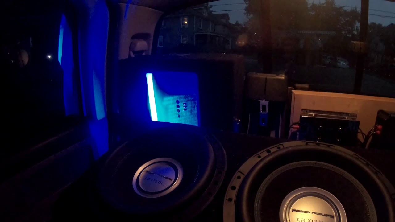 NEW!!! Soundstream bxa1-10000d amp review . IS IT WORTH IT? - YouTube