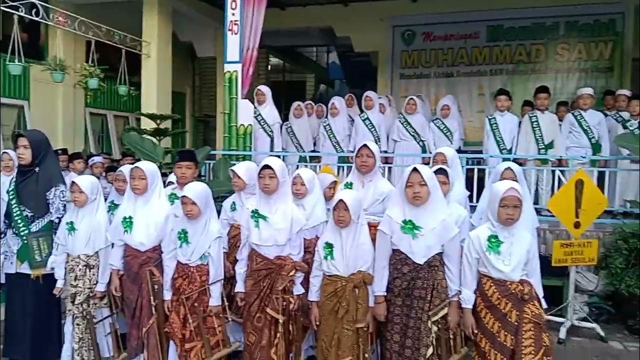 Upacara Peringatan Hari Guru Nasional Ke 77 Tahun 2022 Tergerak