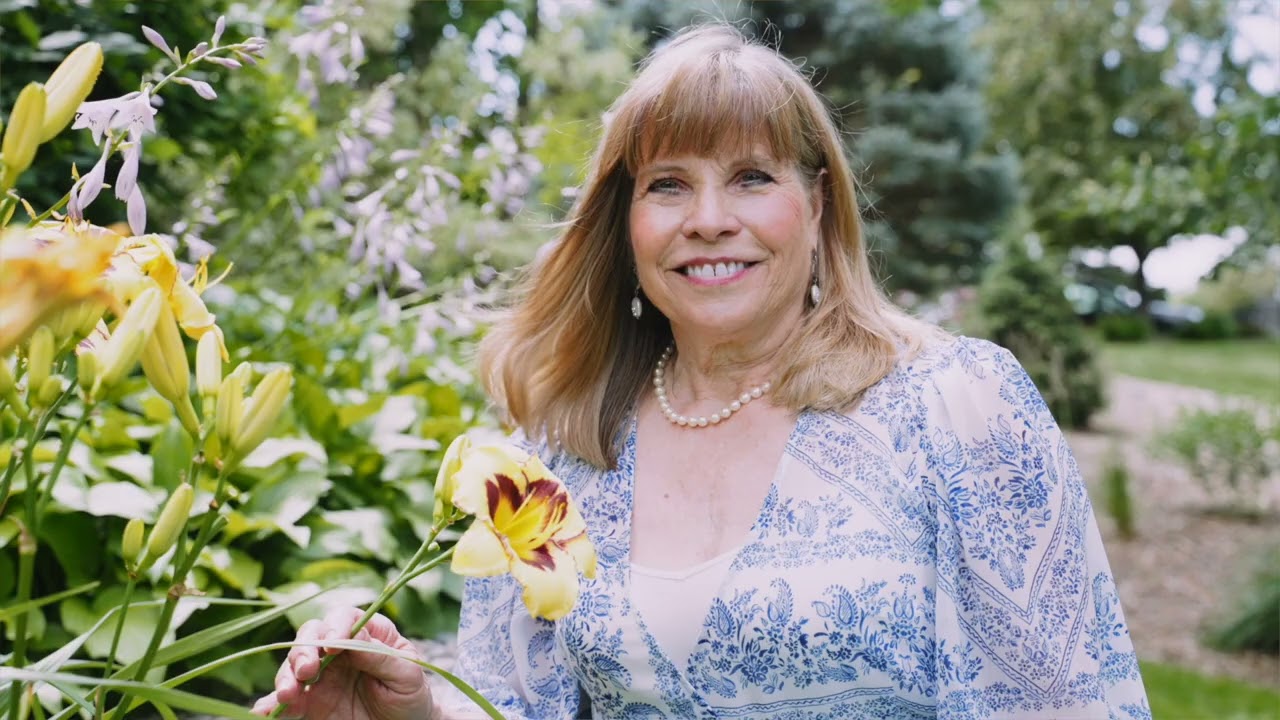 Introducing Distinguished Alumni Awardee Deborah Lien - YouTube