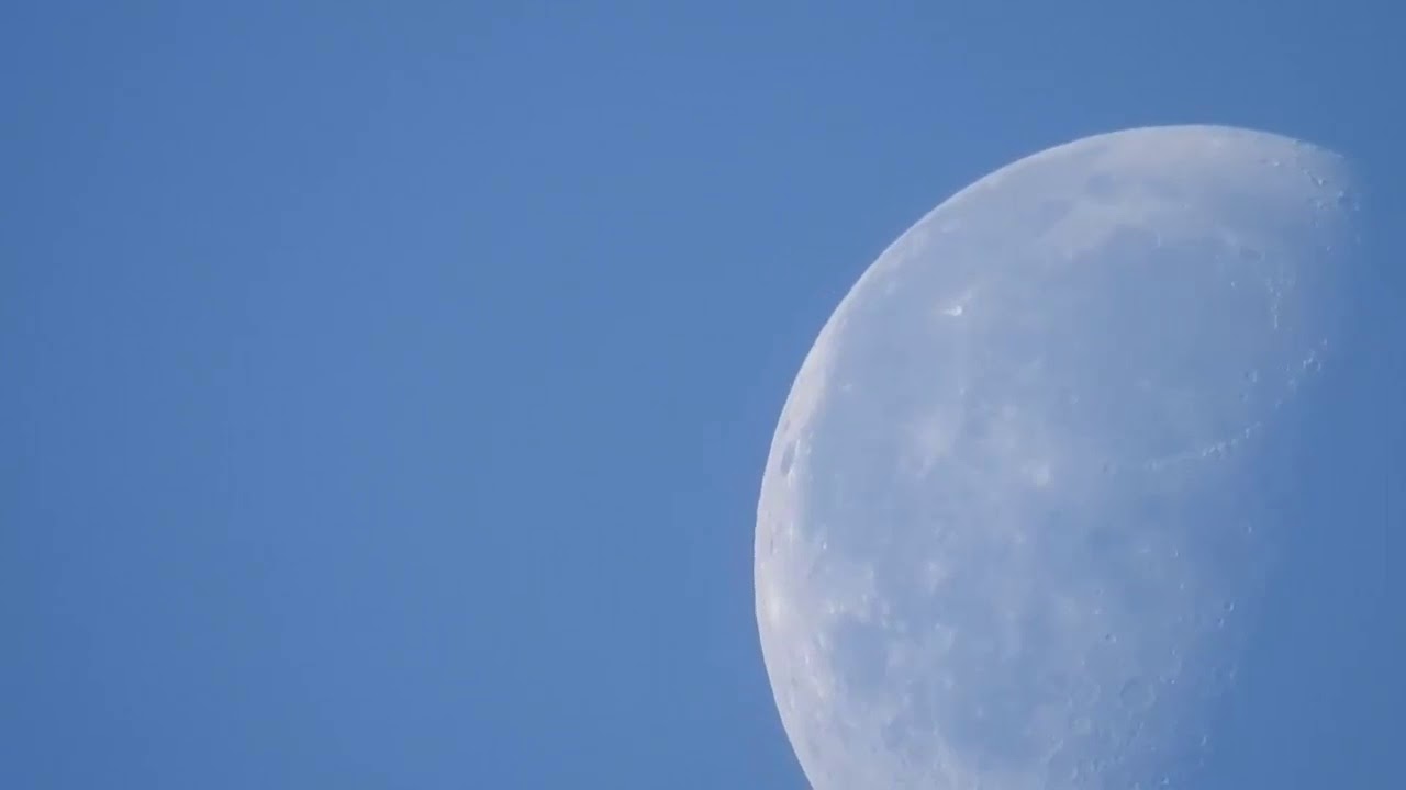 Zoom into the Moon today - YouTube