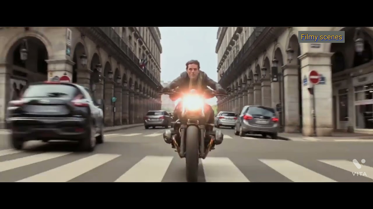 Mission Impossible: Fallout, Motorcycle chase scene - YouTube
