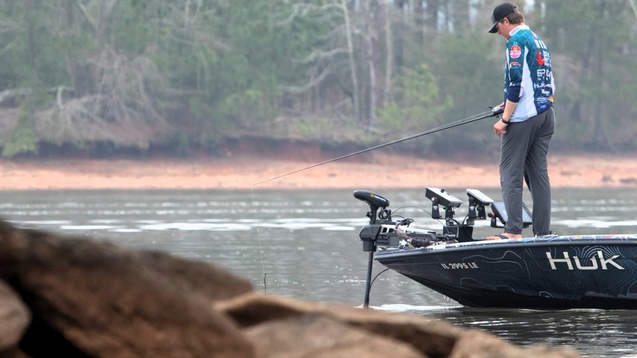 Drew Gill May Change your Mind on Front Facing Sonar - YouTube