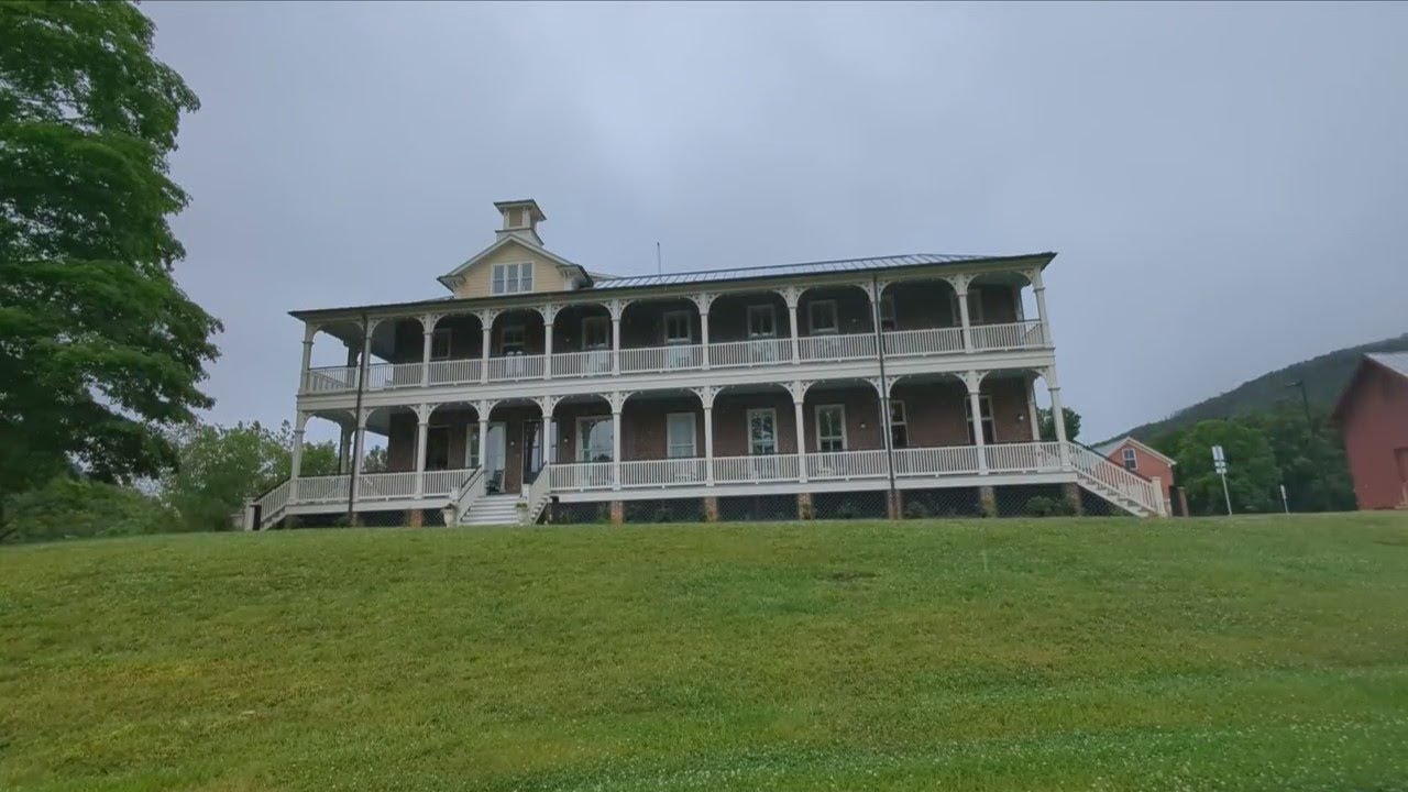 Historic inn opens at Foster Falls to give visitors luxury option - YouTube