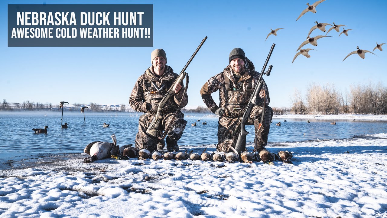 Nebraska Duck Hunting 2022 | SNOWY Conditions!! - YouTube