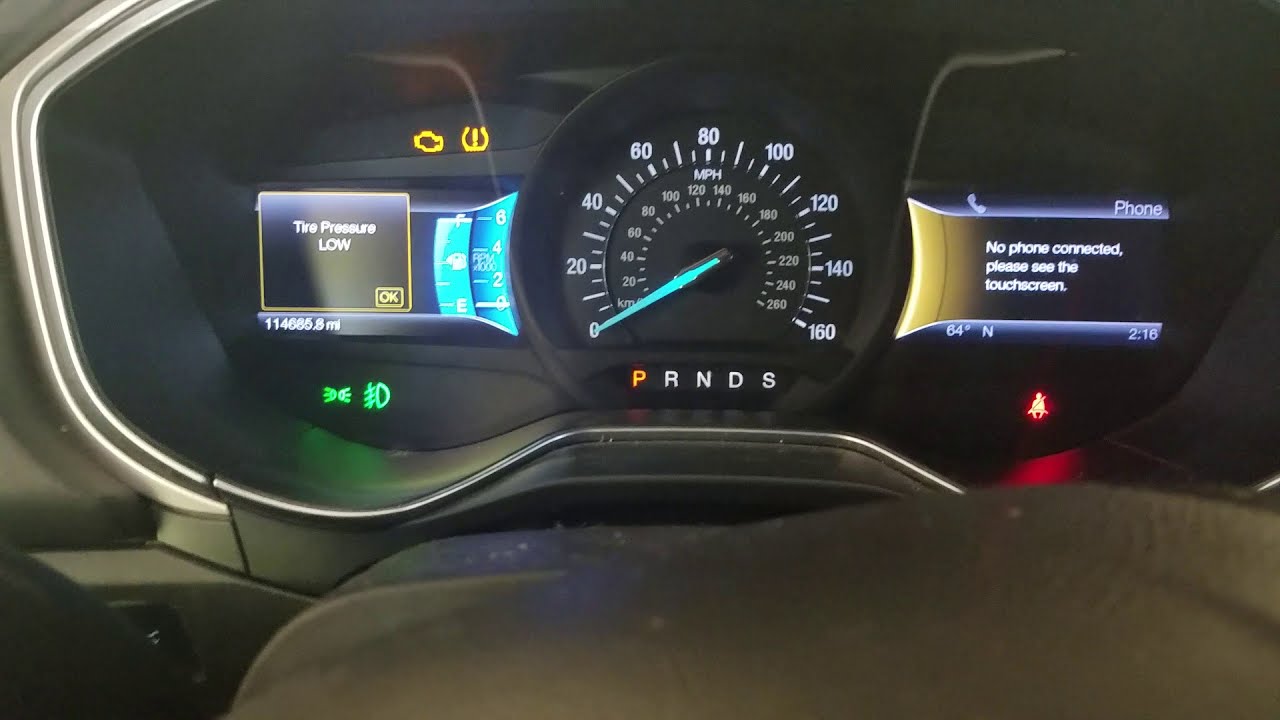 Reset oil light 2013 Ford Focus - YouTube