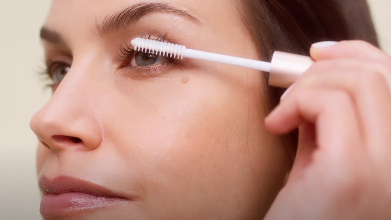 How to apply jane iredale PureLash Lash Extender & Conditioner - YouTube
