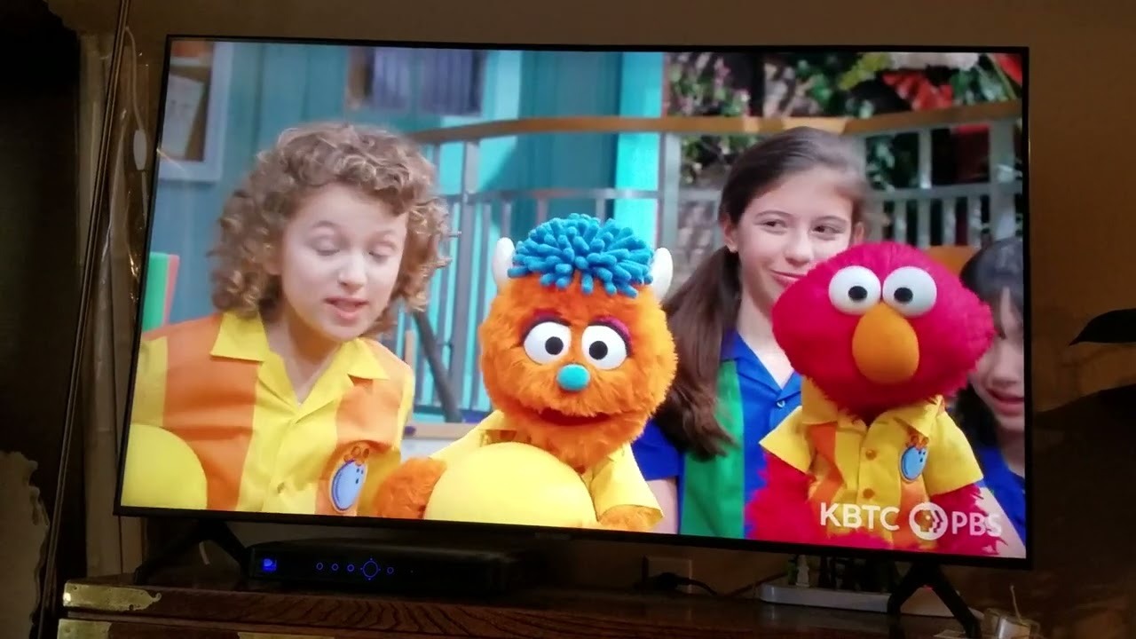 IT'S BOWLING DAY SESAME STREET VS MATTHEW BURLEY (1) - YouTube