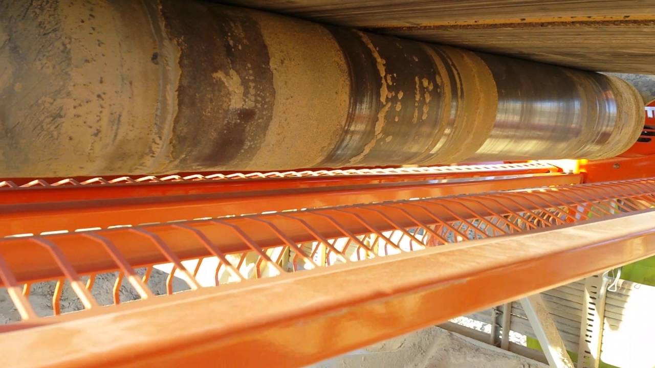 Martin Engineering Return Roller Guard Functions - YouTube