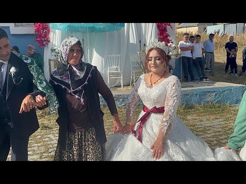 Köy DÜĞÜNÜ GİBİSİ YOK SELİM GÜRBÜZLER  GRUP İPEK KAĞIZMAN