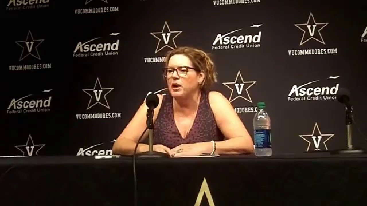 Melanie Balcomb - UT-Martin post game Dec. 21, 2015 - YouTube