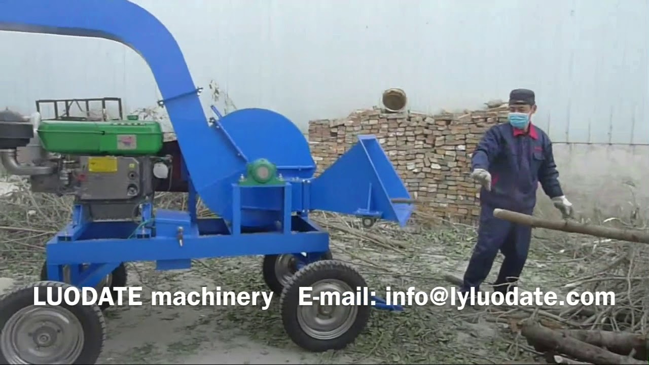 Mobile chipping machine, Wood chipper machine - YouTube