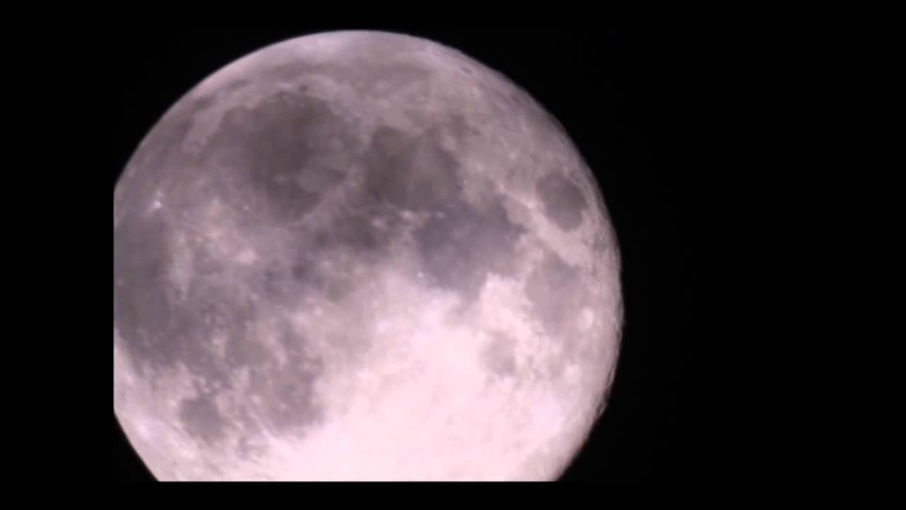 Moon dramatic entrance - YouTube