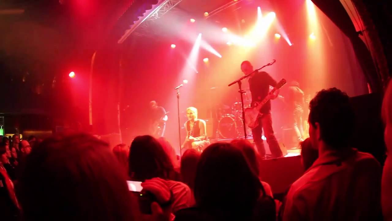 The Fairchilds - Song 12 - Live From Paris - 070311 - YouTube