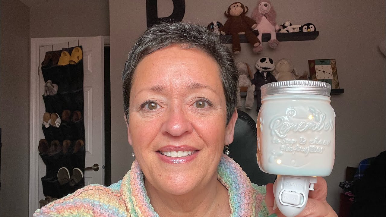 SCENTSY Warmer Wednesday - Chasing Fireflies mini warmer - YouTube