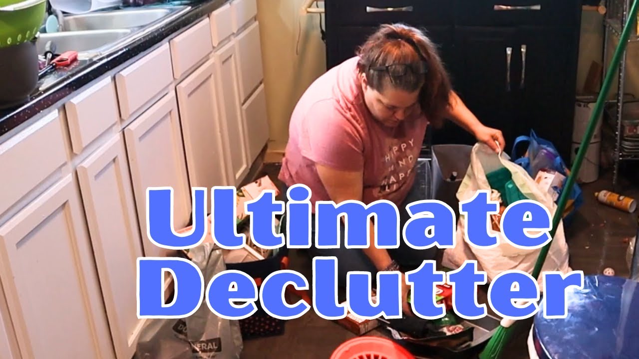 Kitchen Declutter With Me | Start of my clutter free life 🥰🌸 - YouTube
