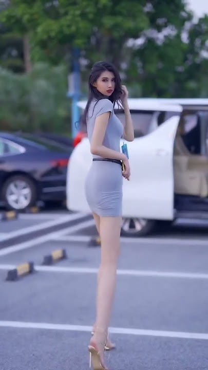 184cm tall model - YouTube