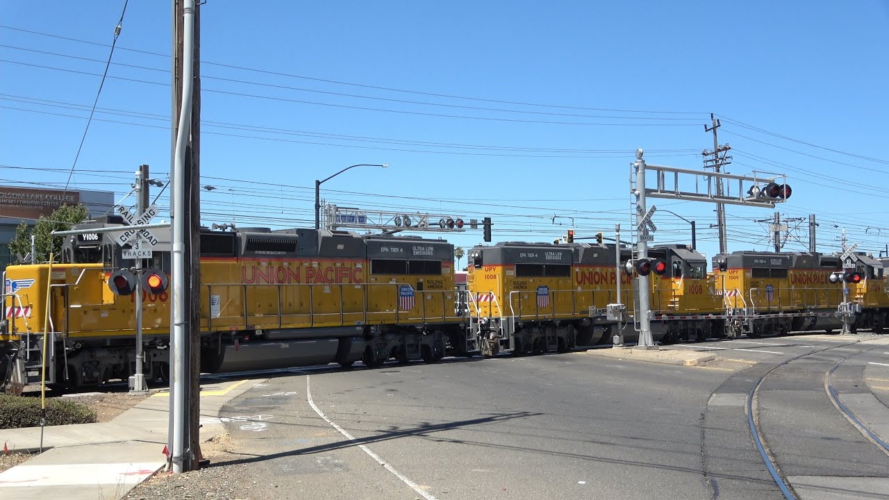 UPY 1006 Leads Triple Header Freight Train - Mather Field Rd. Railroad ...