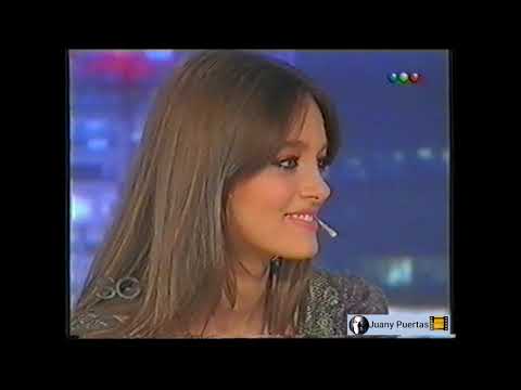 ORIANA Y TIZIANA CANTAN A CATHERINE FULOP EN SUSANA GIMENEZ. 17/ 5/ 2011