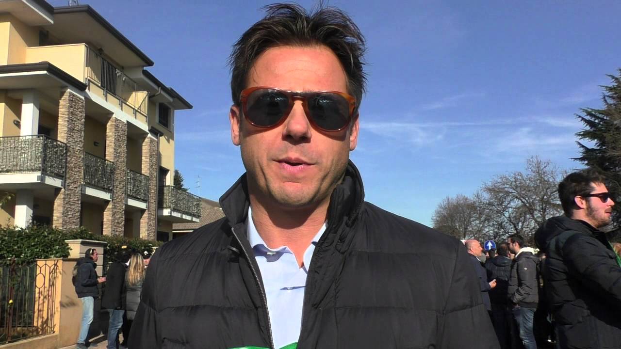 Un presepe per Rozzano - Intervista ad Angelo Ciocca (LN) - YouTube