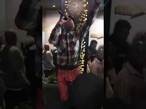 Watch Qwesta kufet s hot performance - YouTube