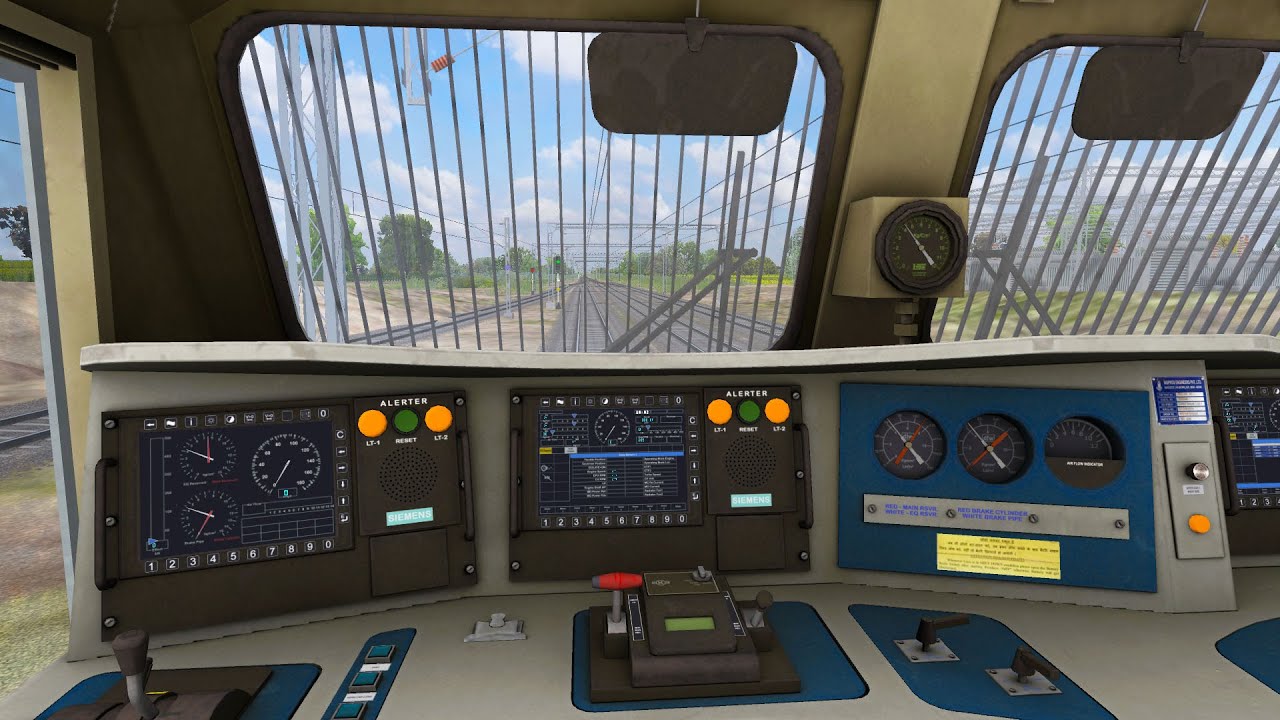 Inside BGPro's SBI WDP4D Diesel Loco hauling Trivandrum Rajdhani ...