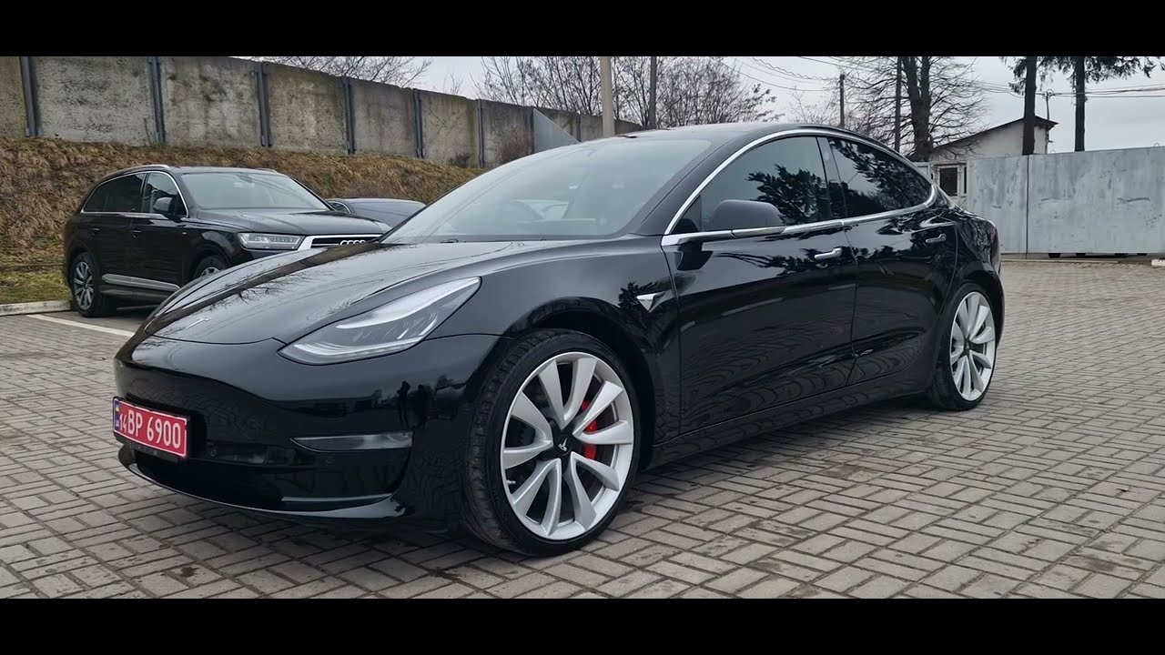 PERFORMANCE TESLA MODEL 3 DUAL MOTOR - YouTube