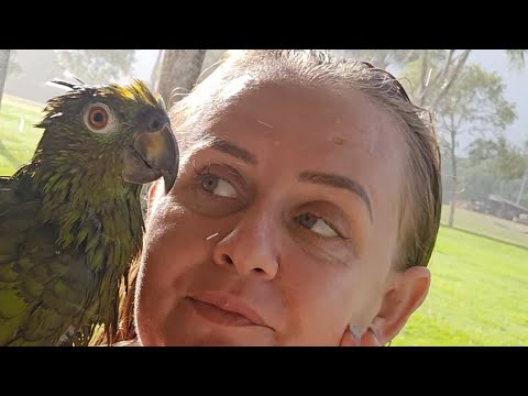 BANHO DE CHUVA COM A MAMÃE