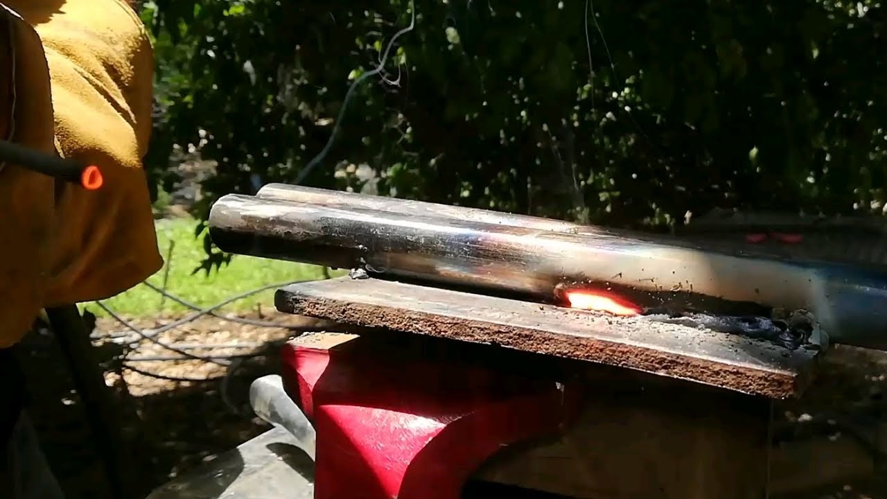 Horizontal welding of pipe to plate💪💪💪 - YouTube