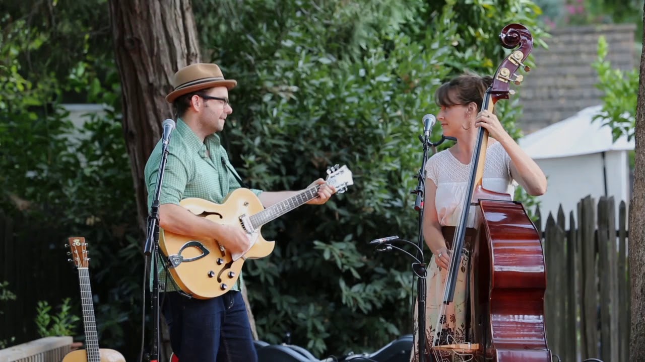 Misner and Smith perform Calling at Robin's Nest House Concert 2019 ...