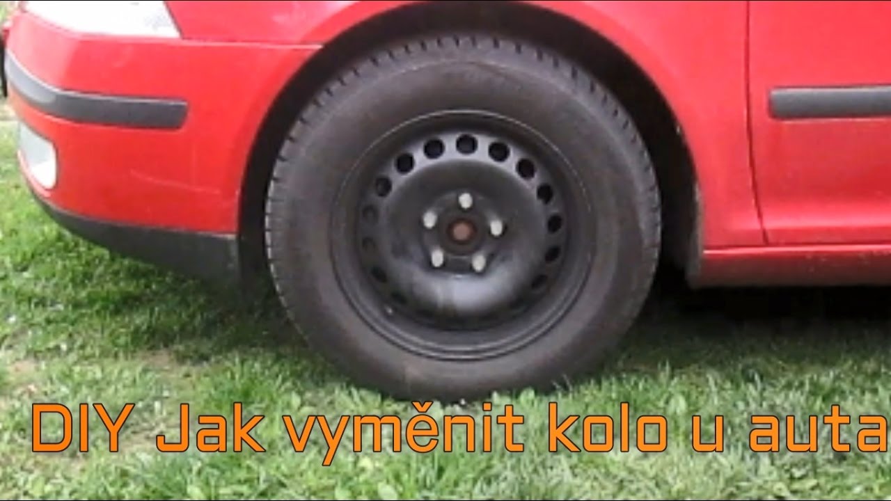 DIY Jak vyměnit kolo u auta čili jak přezout auto - YouTube