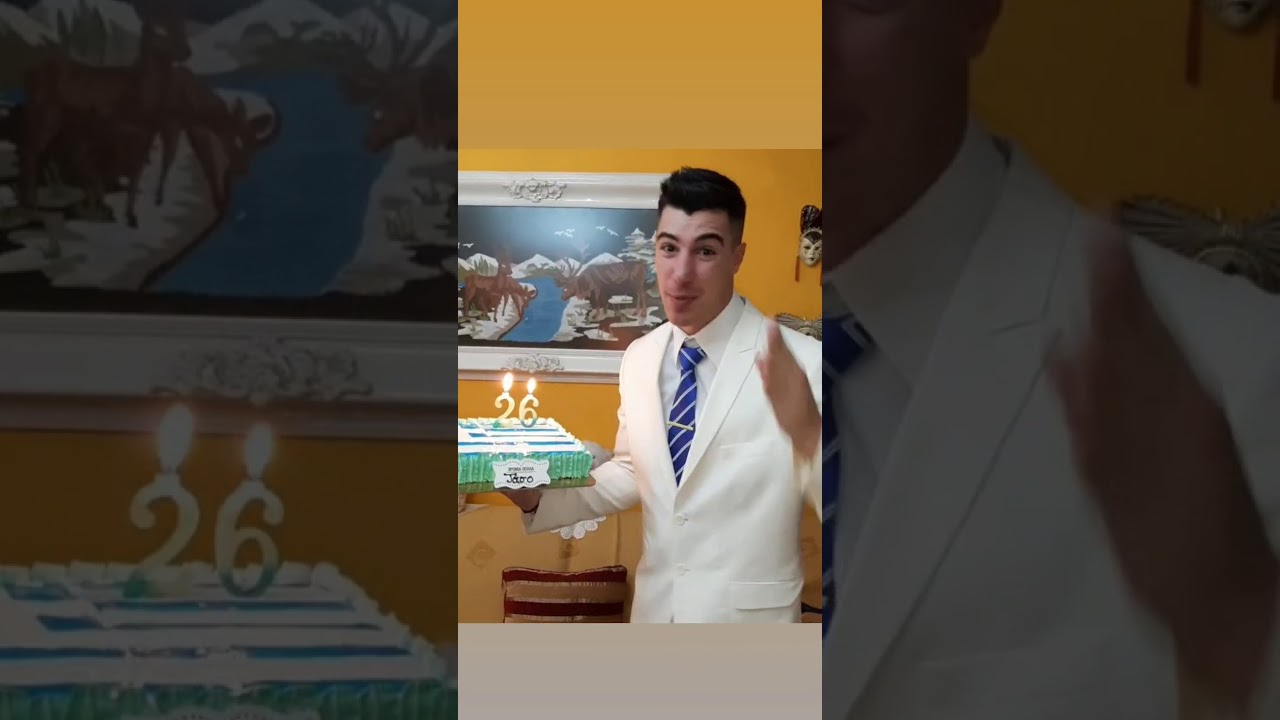 Ο ΑΓΑΠΗ ΜΟΝΟ ΣΟΥΠΕΡΠΟΤΣΕΠ ΤΡΑΓΟΥΔΑΕΙ ΓΙΑ ΤΑ ΤΕΛΕΙΑ ΓΕΝΕΘΛΙΑ ΤΟΥ ΒΑΗΡΑΛ ...