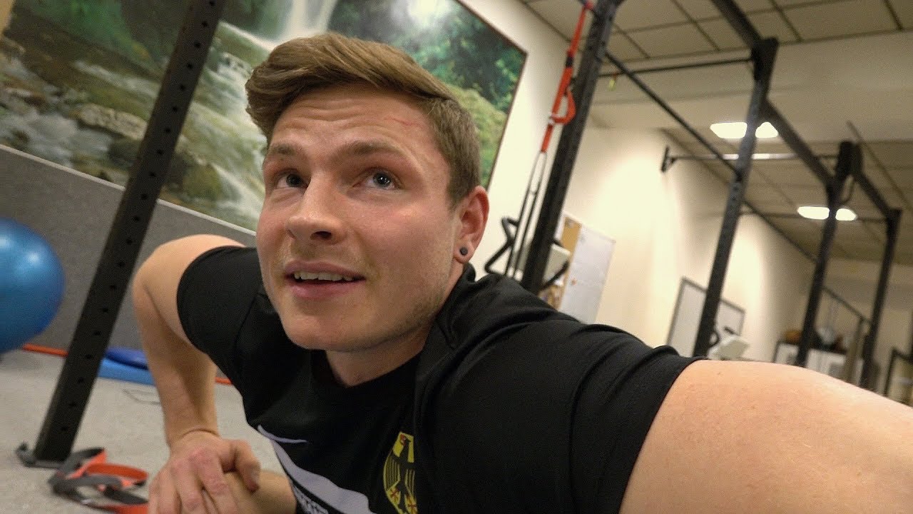 Nach Verletzung Training angepasst. Neues von Max Lang - YouTube
