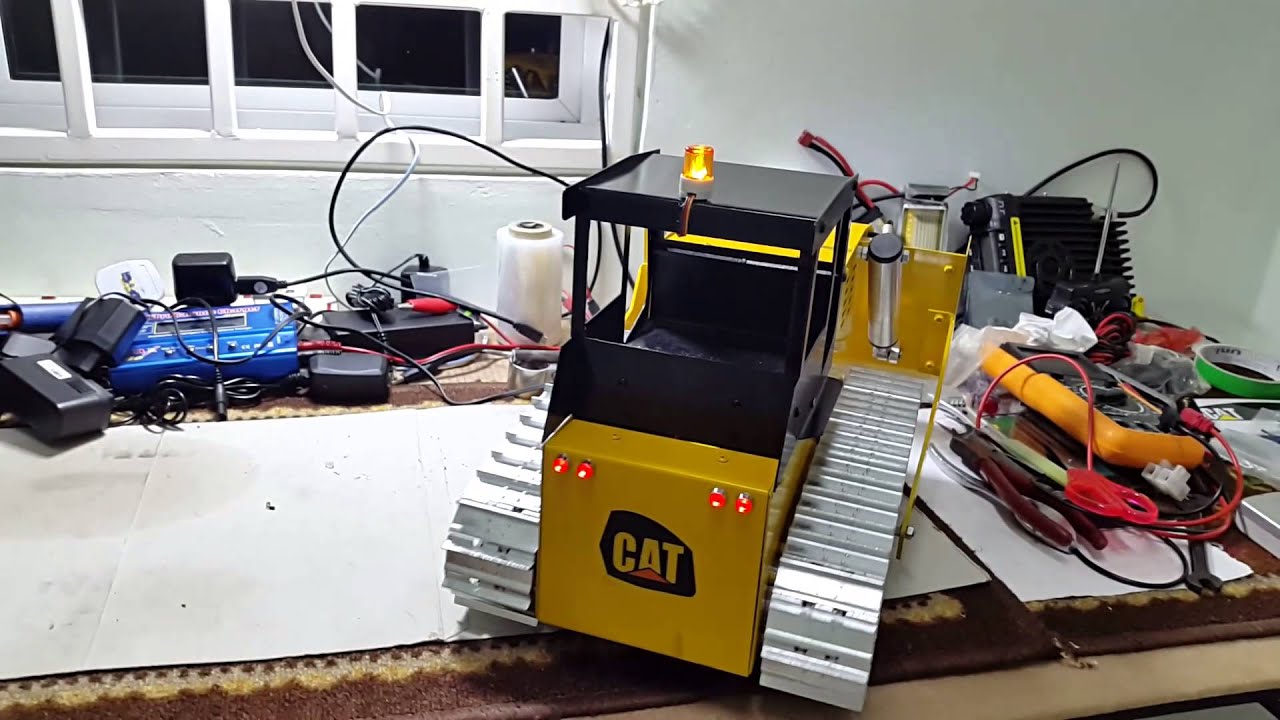 Rc dozer scale 1:12 demo - YouTube