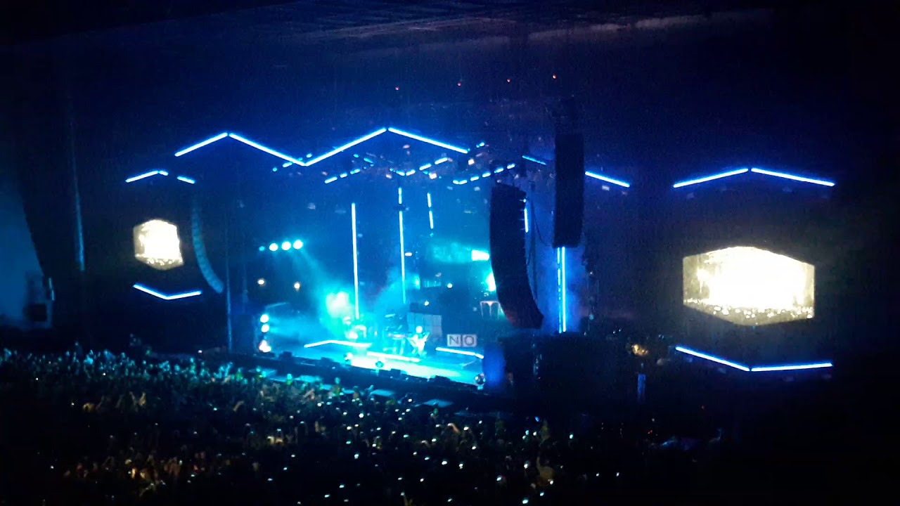 Prodigy opening Leeds Arena 13th Nov 2018 - YouTube