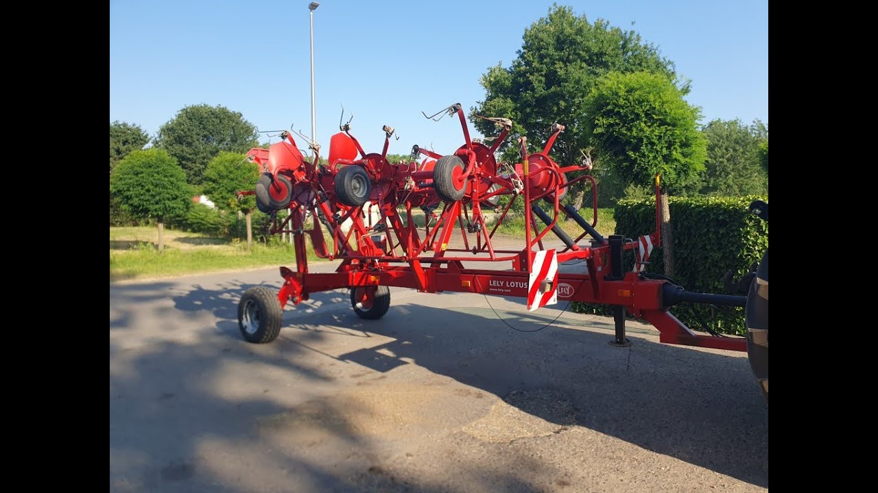 Lely Lotus 900 AWS - YouTube