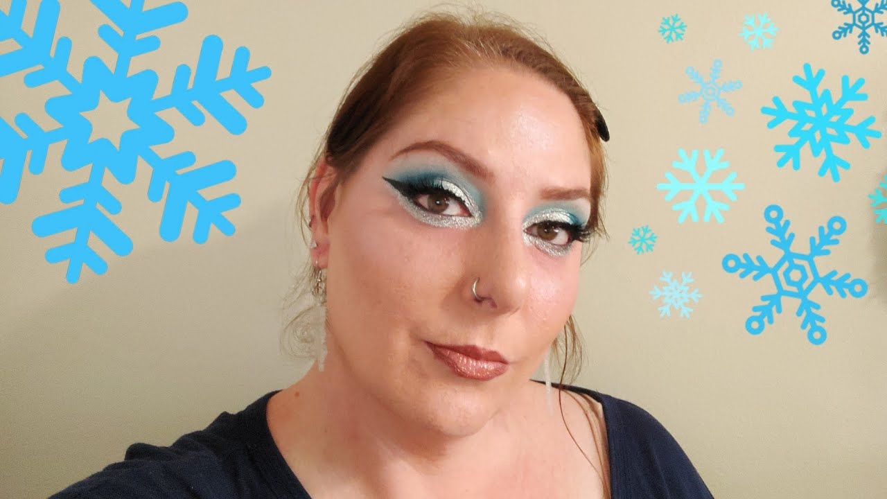 Frosty Winter Eye Look - YouTube