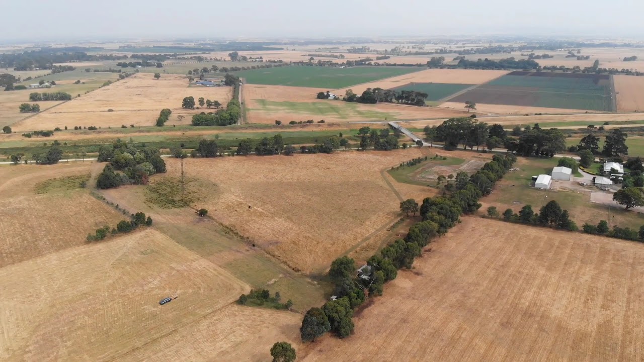 Melbourne farm land - YouTube