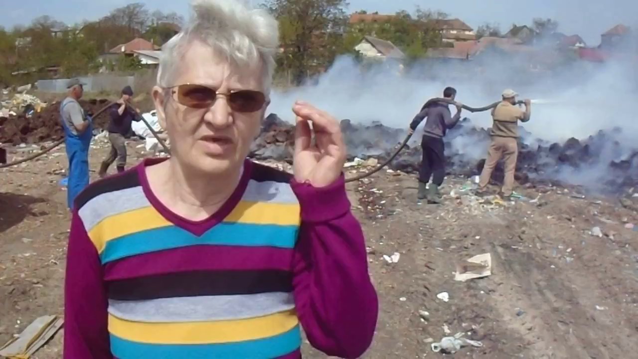 Incendiu la Recas - YouTube