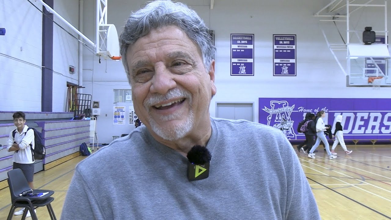 North Star Wolves take over top spot - YouTube