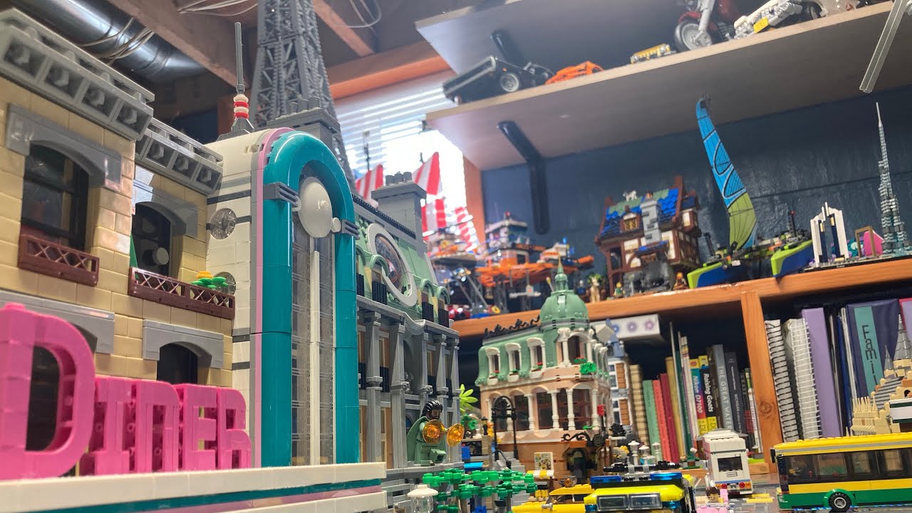 Custom LEGO City Update(And A Sneak Peek At What’s To Come) - YouTube
