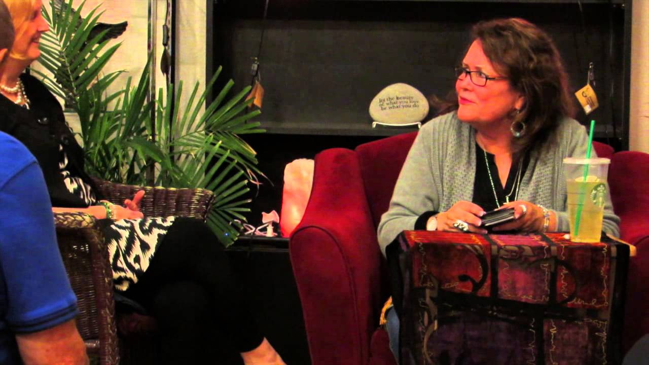 Linda Grindel Psychic Extravaganza - YouTube