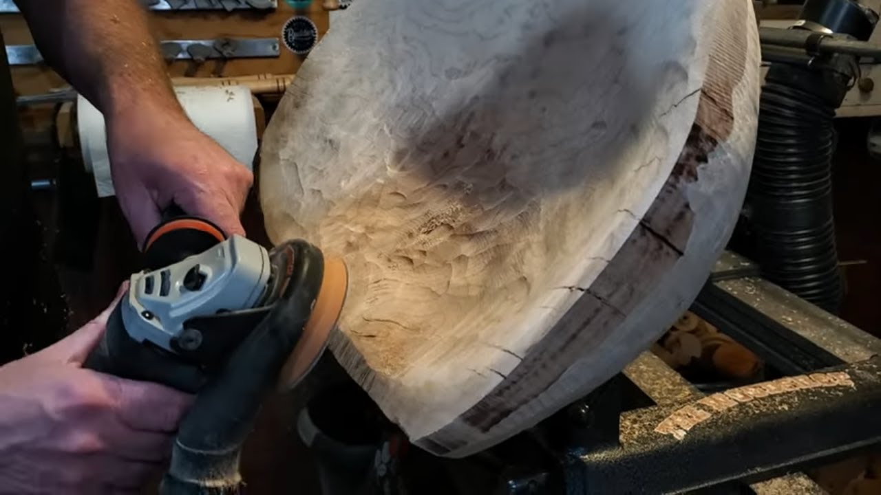 Carving A Maple Fruit Bowl - YouTube