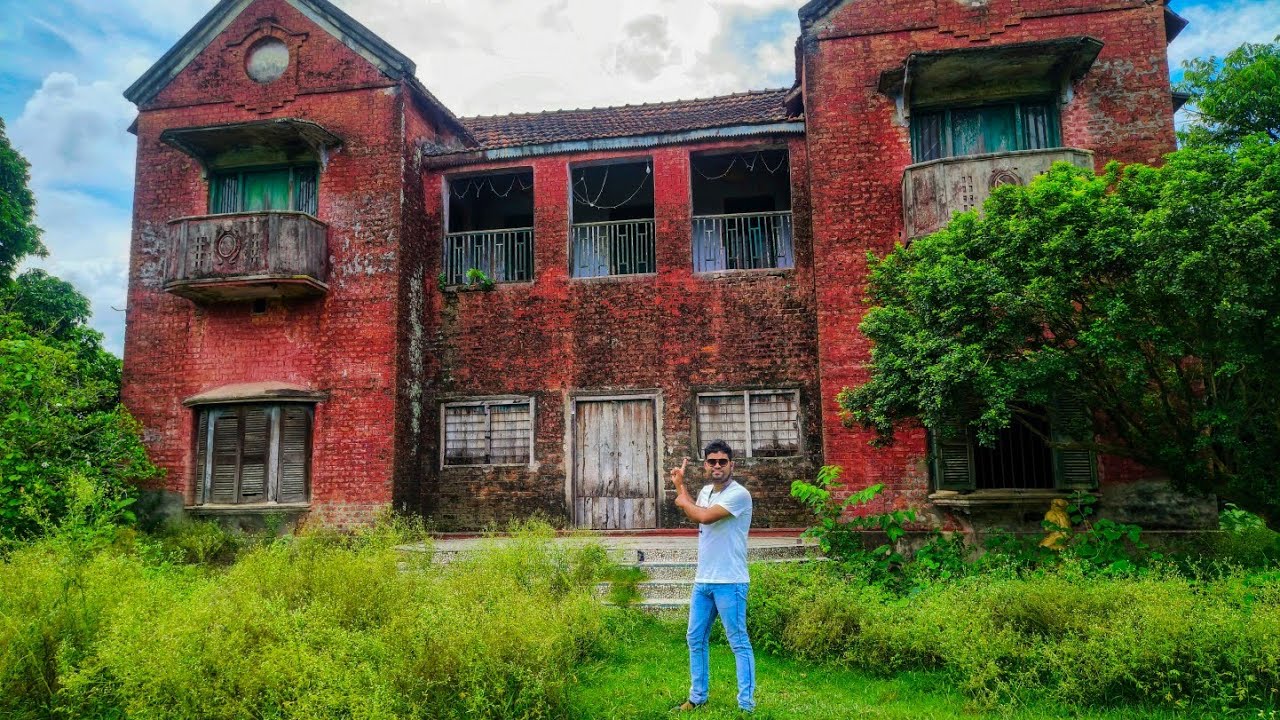 The Most Old Haunted Red Palace Of Rui Pukur Village | Krishnanagar ...