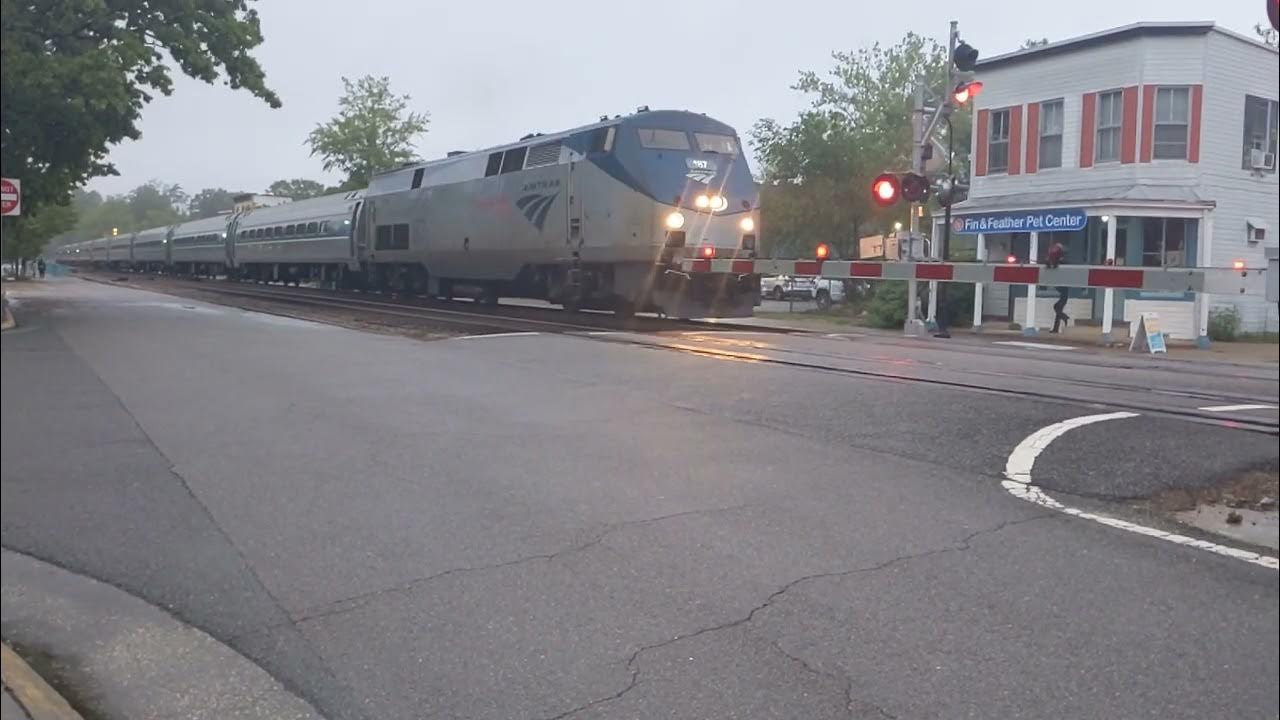 Amtrak 93 Northeast Regional with AMTRAK 187 "Heartland Flyer big game Train" 4/28/23 - YouTube
