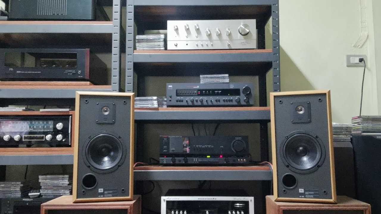 Luxman LV-105 Stereo Amplifier - YouTube