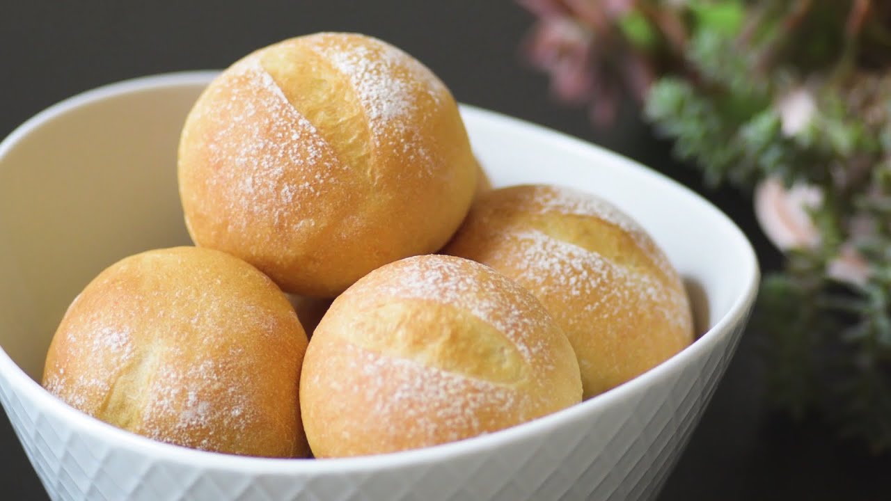 Petit French Rolls | 法式小餐包 - YouTube