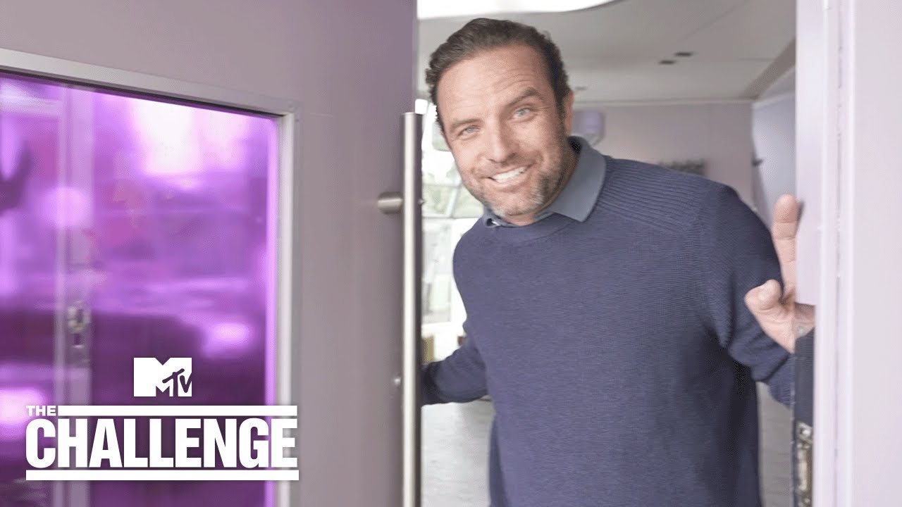 TJ Gives A Tour Of The NEW Challenge House 🏡 The Challenge: Ride Or ...