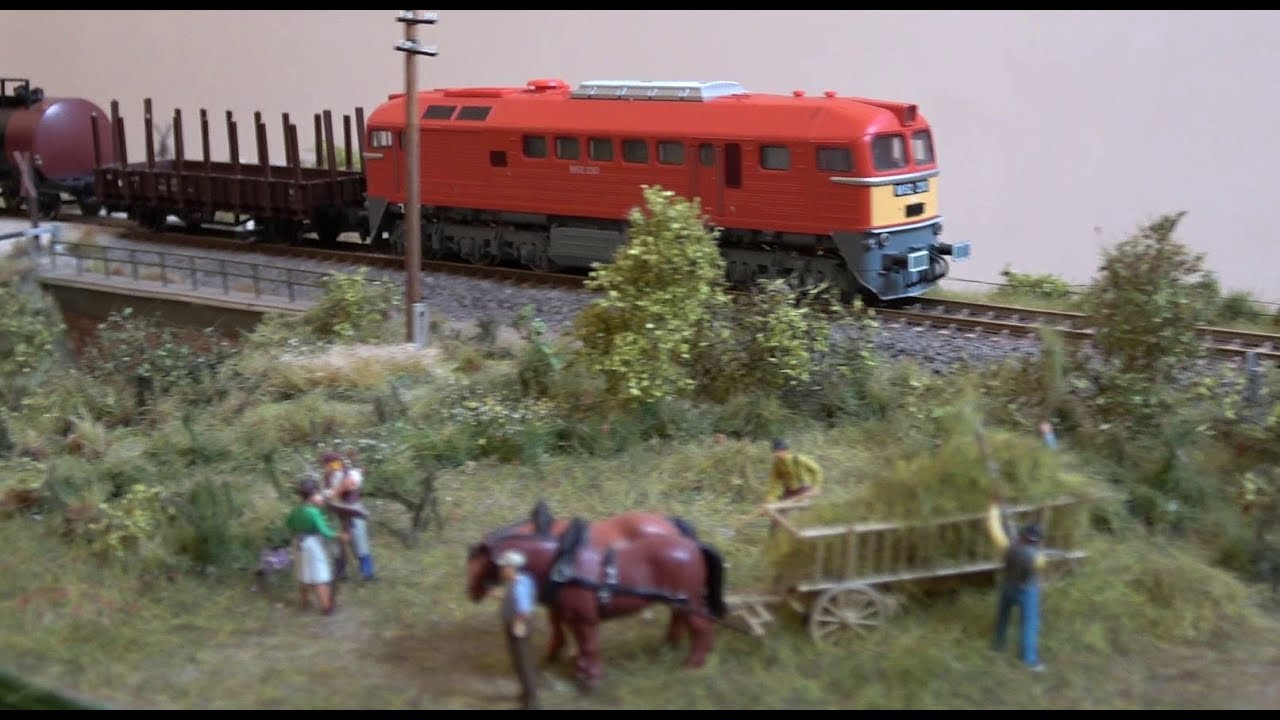 H0 Model railroads - Model Railroad Exhibition Godollo - YouTube