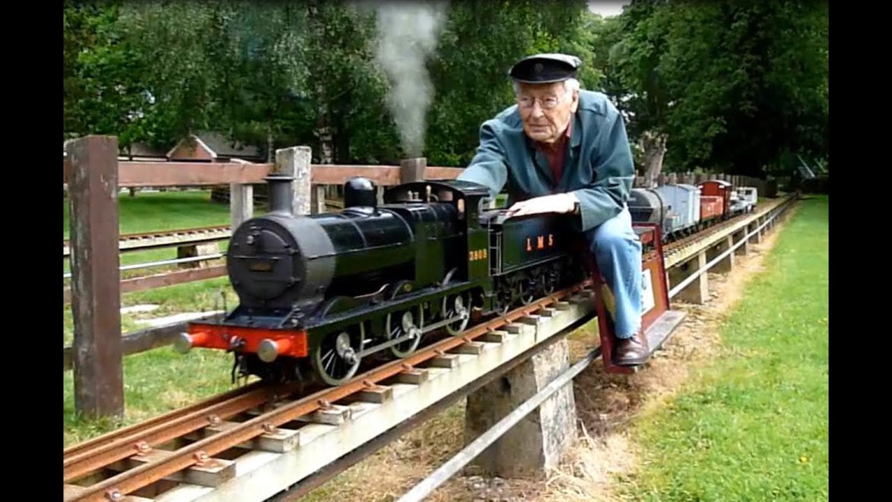 5 inch Gauge LMS Johnson 3F and wagons driven and built by Geoff Dowden ...